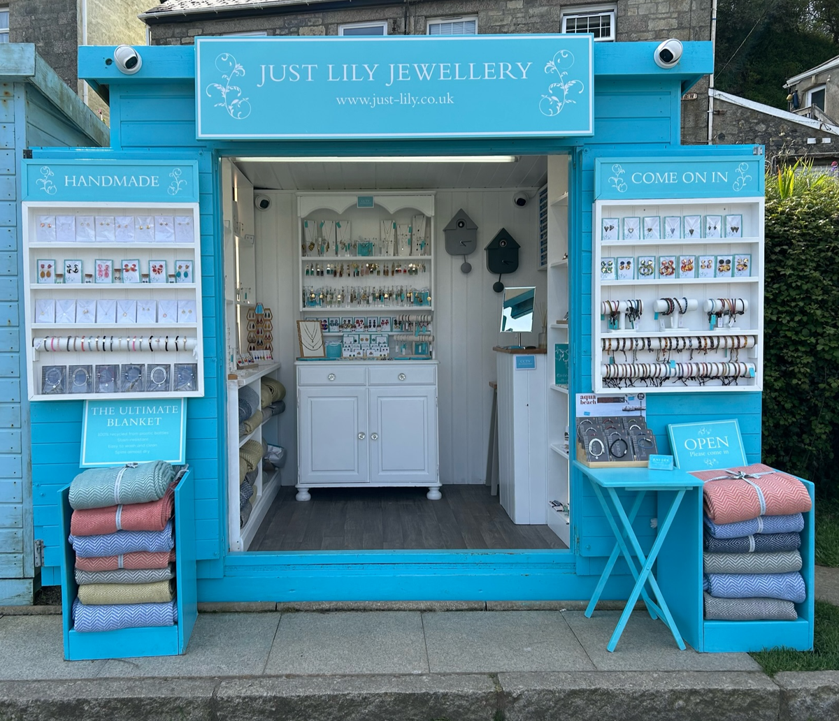 Our Stores – Just Lily